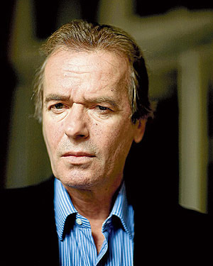 Martin Amis – Career Move | Genius