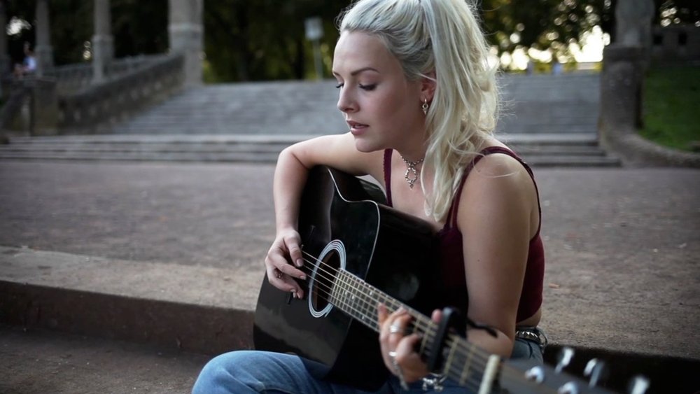 Shannon Saunders – Creatures (Acoustic) Lyrics | Genius Lyrics