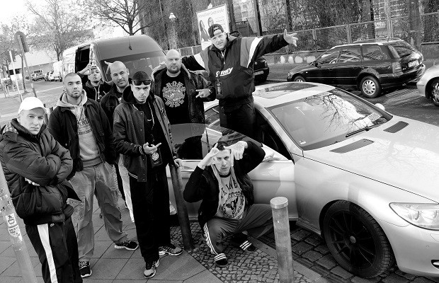 187 Strassenbande – Intro (Der Sampler 3) Lyrics | Genius Lyrics