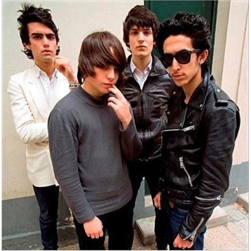 Naast Lyrics, Songs, and Albums | Genius