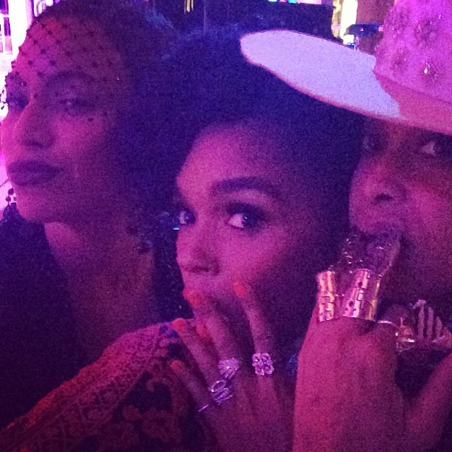 So Beyonce, Janelle Monae, and Erykah Badu Take a Selfie Together | Genius