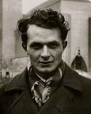 Stephen Spender – The Truly Great | Genius
