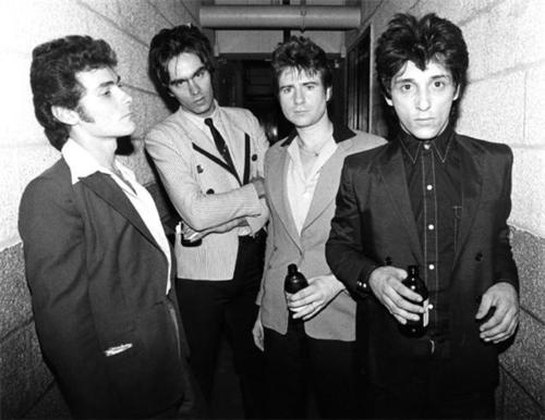 The Heartbreakers Lyrics, Songs, and Albums | Genius