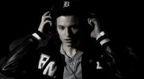 DLG – Headphones Lyrics | Genius Lyrics