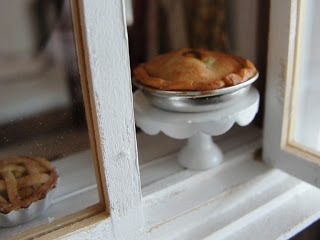 The Holocaust – Old Toy Room (A Pie in the Window) Lyrics | Genius Lyrics